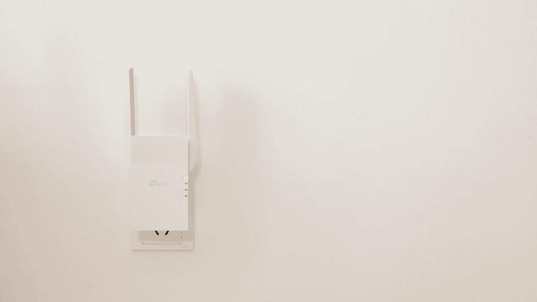 The 5 Best Wi-Fi Extenders in Canada of 2026 | Made in CA